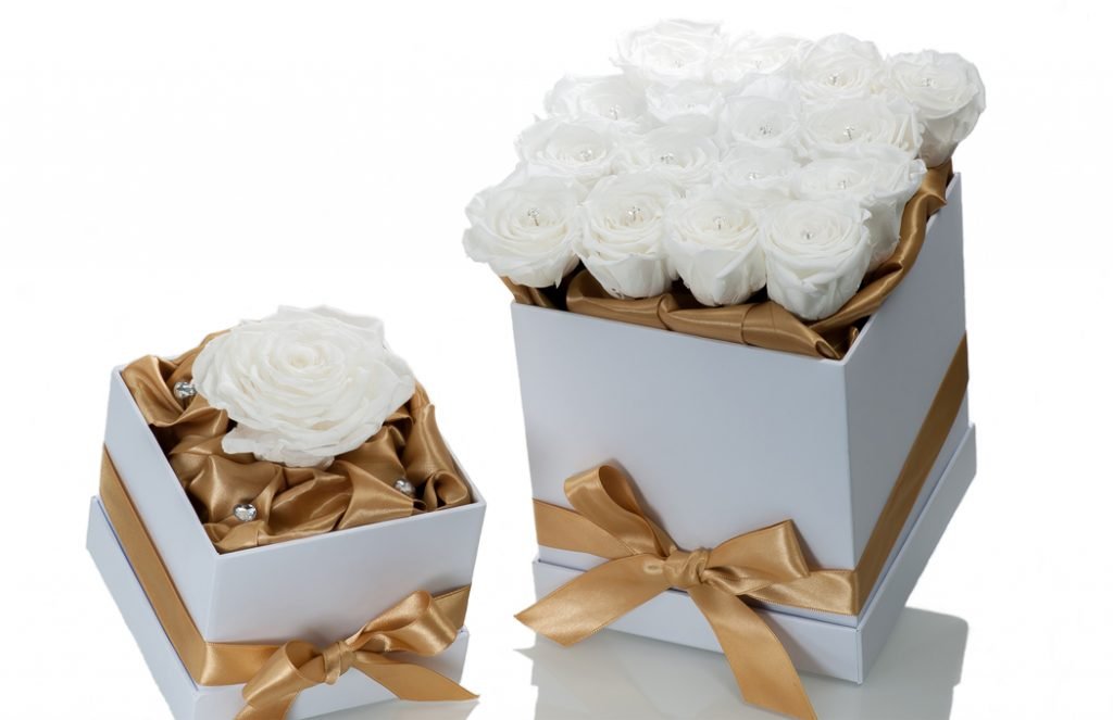 Forever White Rose in a Square Box - AmbienceDecoJM